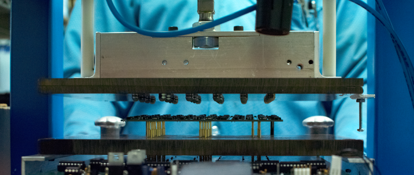 Custom Electronic Components Contract Electronics Manufacturing
